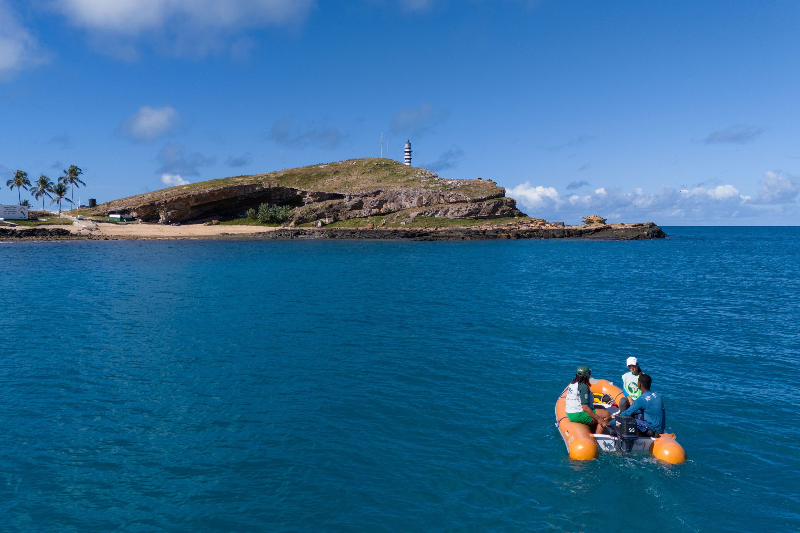 A maior guarda-parque do mundo e seu amor por Abrolhos - Sesc São Paulo ...