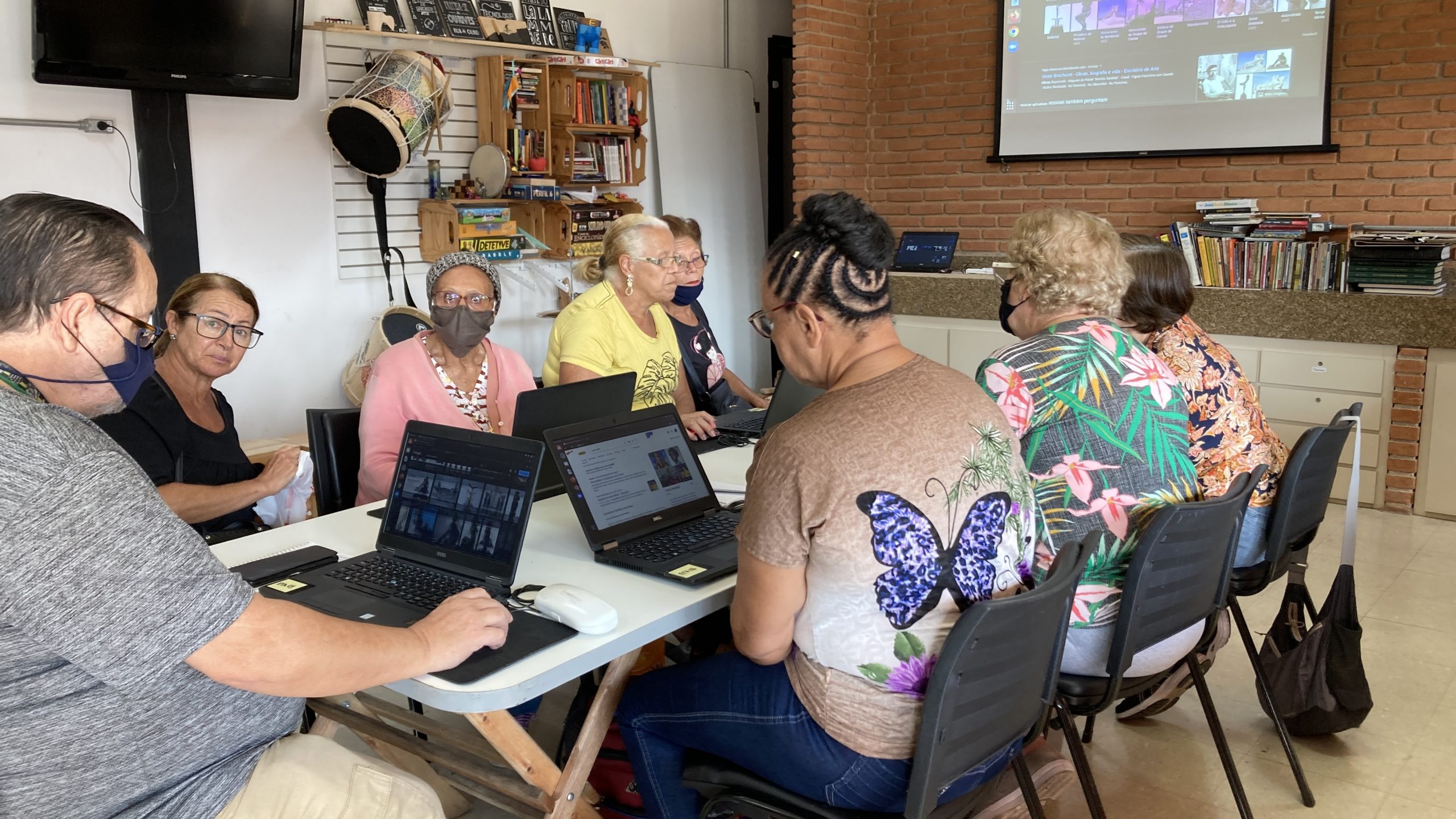 Alphabyte: letramento digital - Sesc São Paulo : Sesc São Paulo