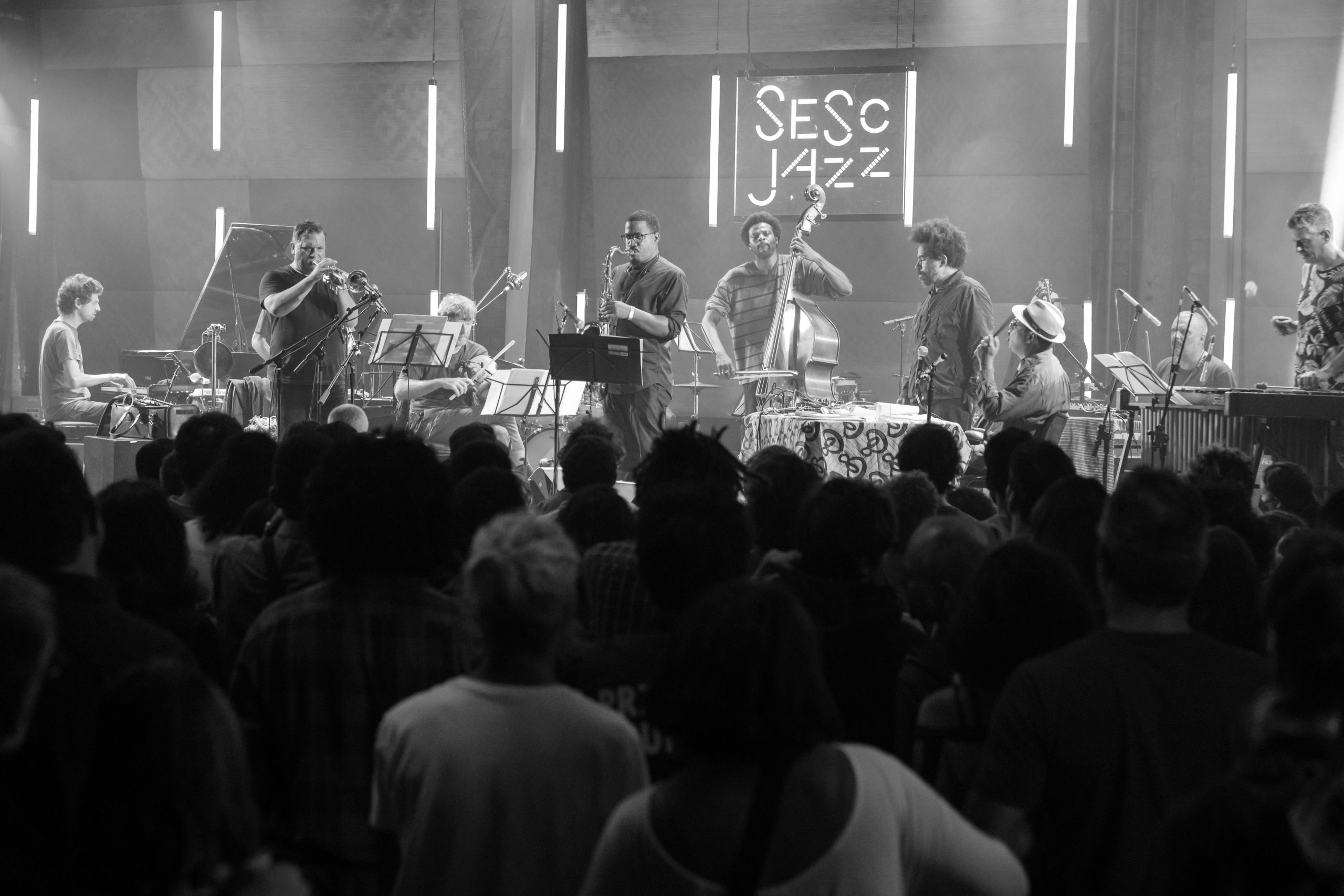 As montanhas sagradas da Exploding Star Orchestra - Sesc São Paulo ...